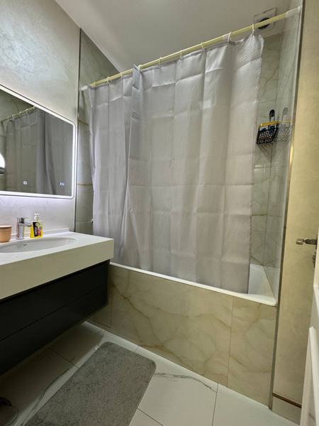 Ташкент Ситй Gardens 2 ком 1 этаж 8 этажка все ест фото реално