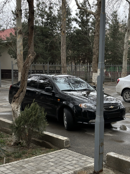 Jentra avtomat 2022 qora