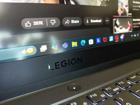 Legion 5 i7-13650HX / RTX 4060 8GB / DDR5 24GB / 1TB SSD
