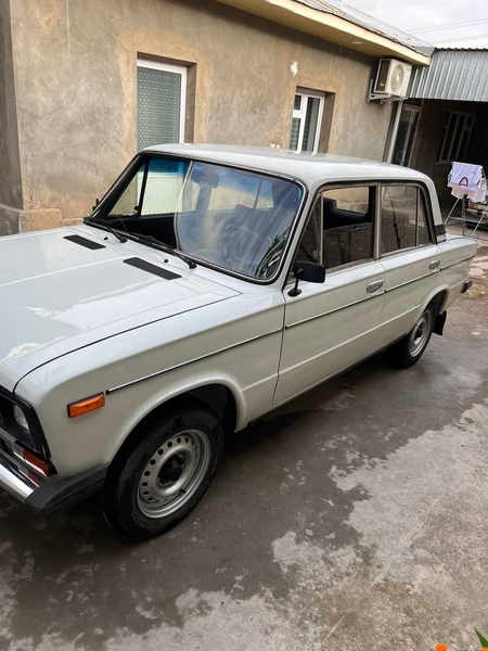 Автомобил 2106..