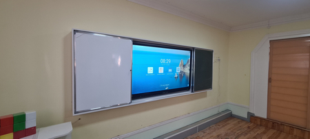Доска раздвижная с интерактивной панелью