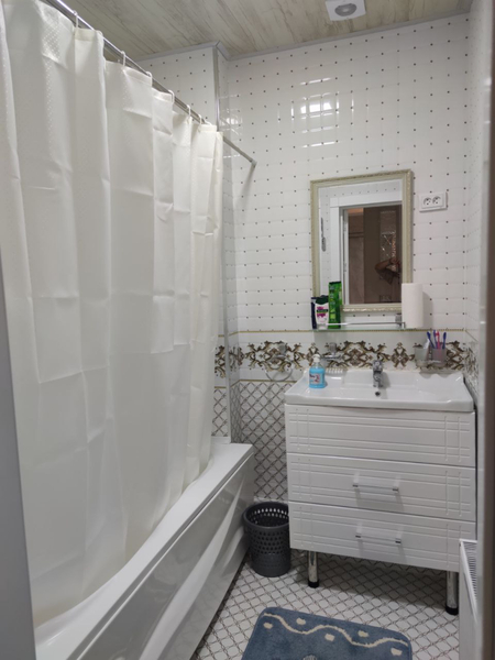 Сдается в аренду 3-комн квартира на крытом. $650