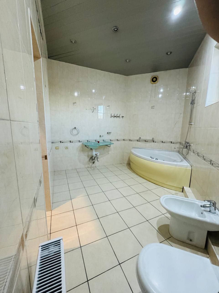 Продается 12 соток Ц.Луначарского