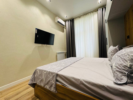 Новомосковская 2/3/4 кирпич  50м²   1*3м²