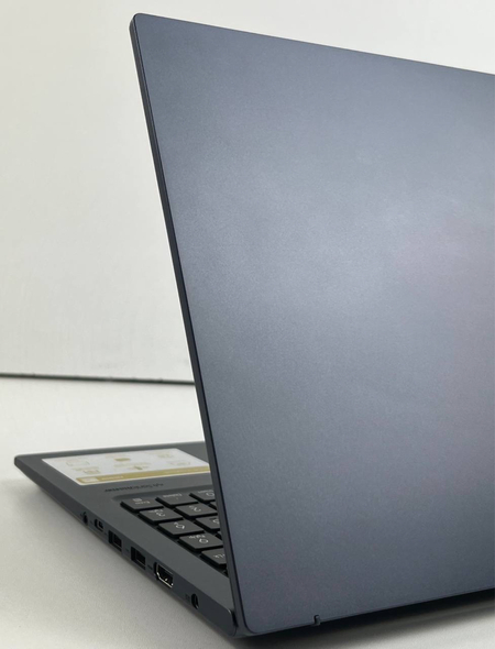 B/u Asus VivoBook Core i5 - 12500H. Juda ham Tiniq OLED ekran.