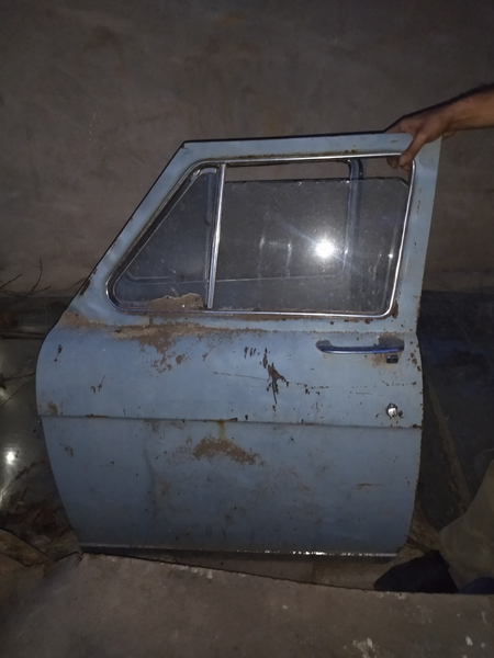Продам двери на газ 21