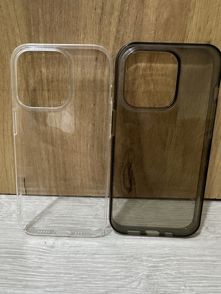 Iphone 12 Pro va 13 Prolarga chehollar bor xolati yangidek