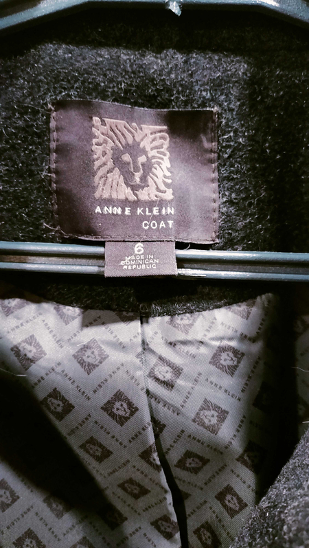 Демисезонное женское пальто от бренда Anne Klein