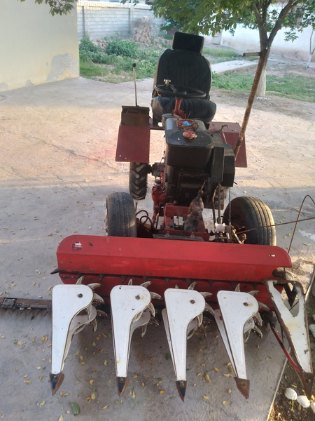 Mini traktor jatka