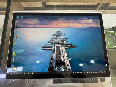 SURFACE Book 2 CORE i7-8650U, 16гб, 512ssd GTX 1060 Сенсорный