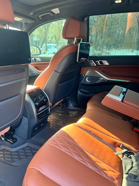 BMW x7 m50i FULL