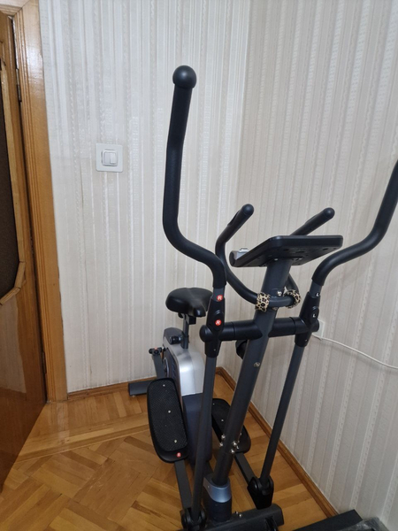 Velo trenajor sotiladi
