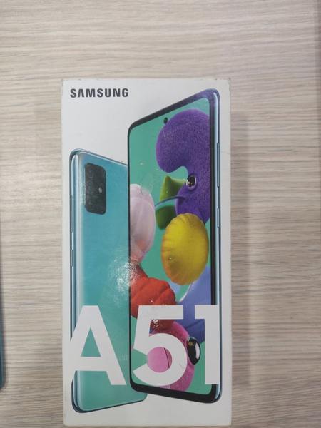 Самсунг А 51