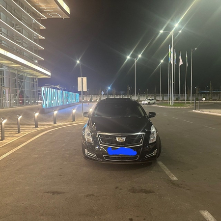 Cadillac XTS Toy va marosimlar uchun
