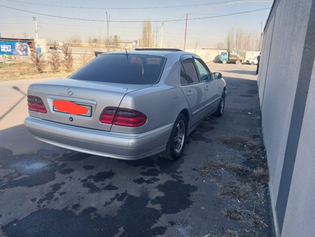 Продам w210 E320