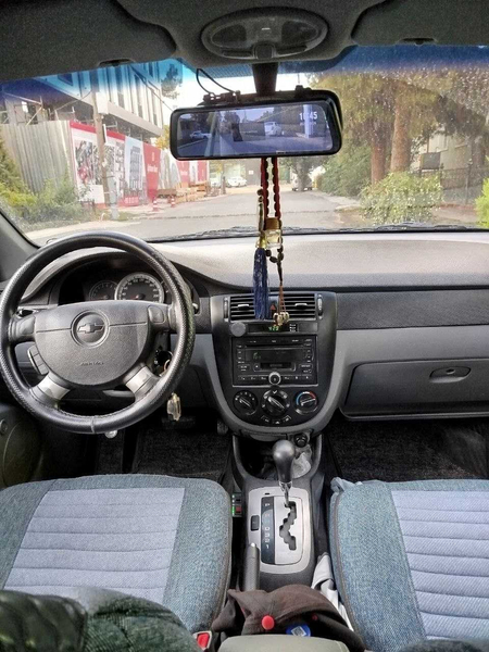 Продаётся  Lacetti 1.8 мотор (3 -позиция)