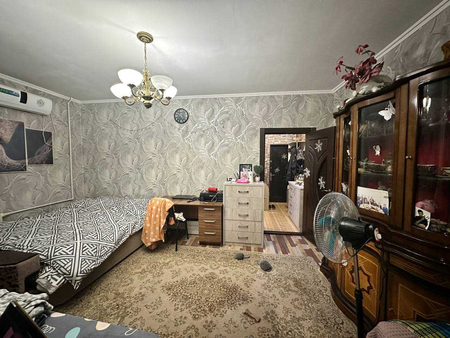 Феруза 1/3/4, С ремонтом, 45.5м2, улучшенная планировка, Эко базар