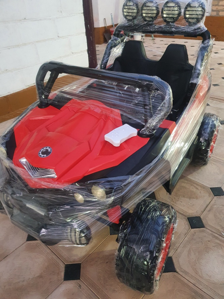 Detskiy mashinka Baggi 4×4