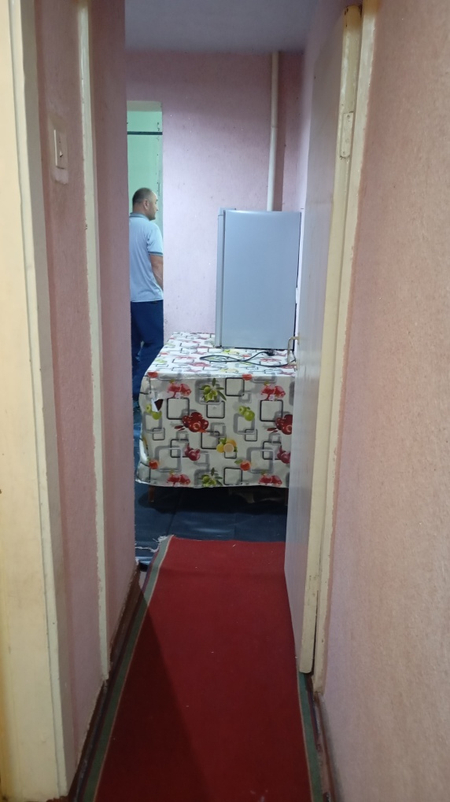 Чирчик пед институт 1 хонали Уй ижарага берилади