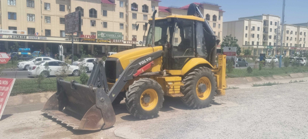 Volvo bl71b ekskovator sotiladi barter bor