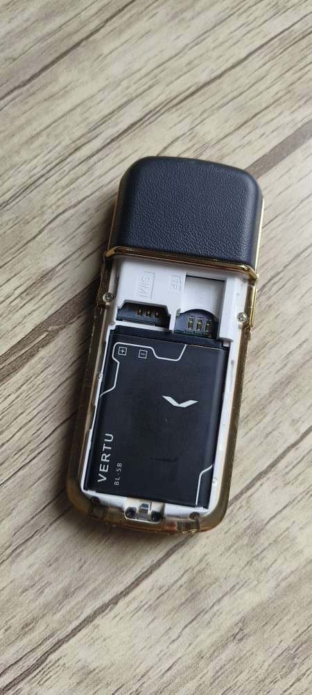 Vertu идеальном состоянии