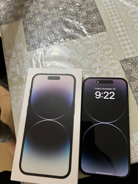 iPhone 14 pro black