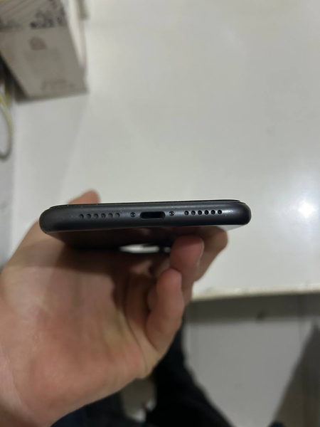 Iphone 11 karopka yoq