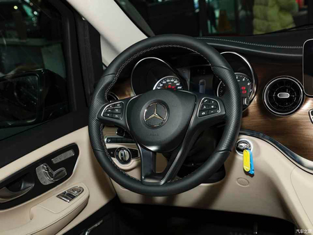 Gonzo Motors - Mersedes Benz V - Class
