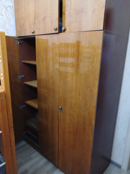 Двухярусная кровать