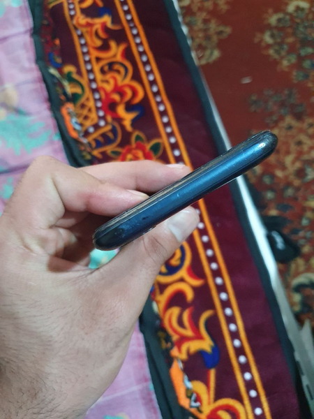 Tecno spark 6 go sotiladi