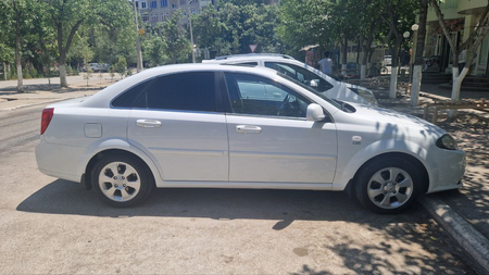 Chevrolet Jentra