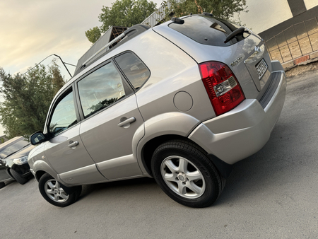 Hyundai tucson продается