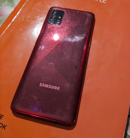 Samsung A 51 64 talik