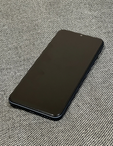 Vivo y22 64 gb kar.dak