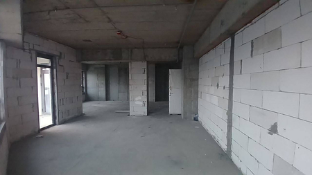 Акай Сити Продается 3 комнатная коробка Дархан метро Х.Алимджана
