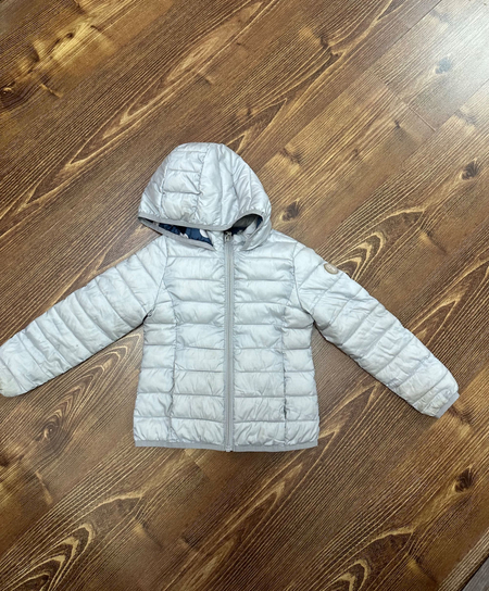 Куртки на девочку 3-5 лет