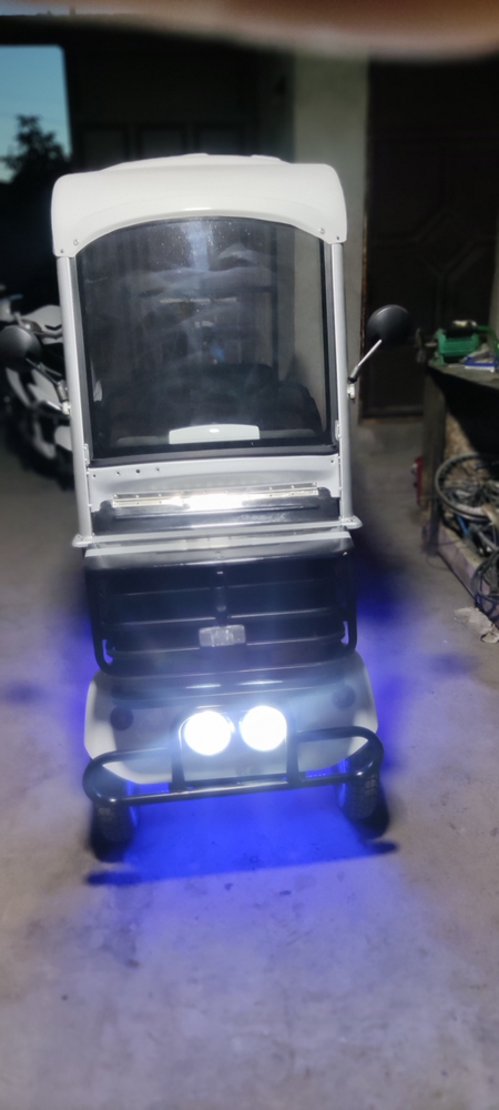 Elektron mobil sotiladi