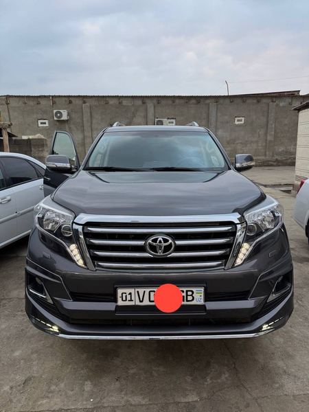 Toyota Land Cruiser Prado