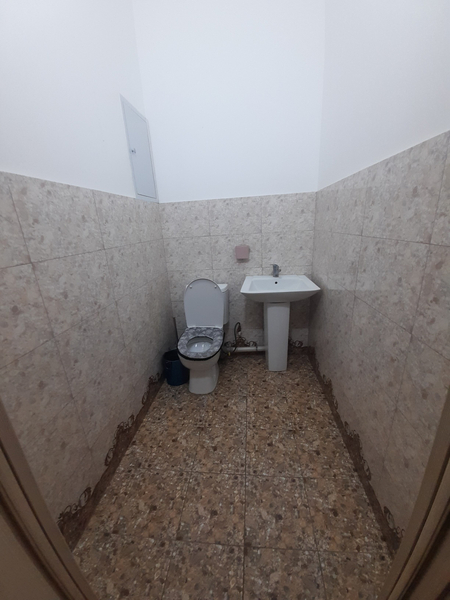Arenda kvartira Yashnabod Dòslik2 metro oldida 3xona 100kvadrat Navast