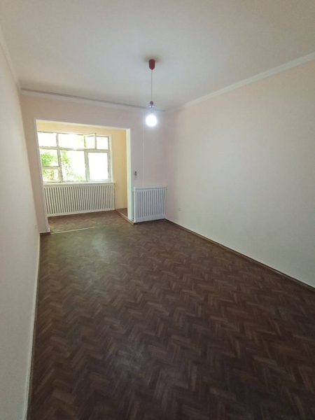 _ Чиланзар 15кв 1хонали квартира сотилади 38м²