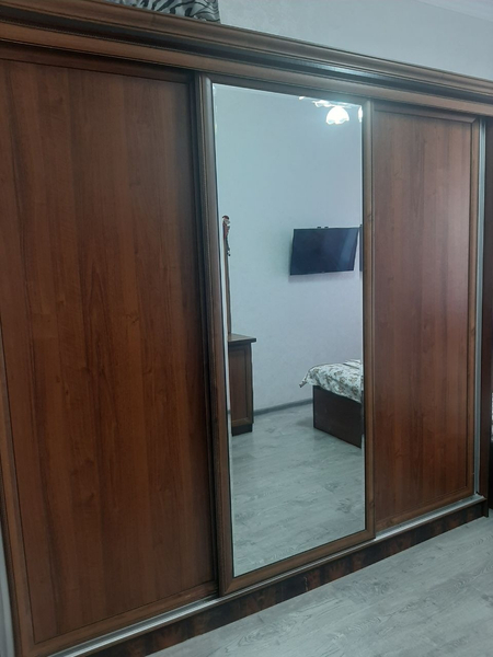 Диван, шкаф роликовый,камот