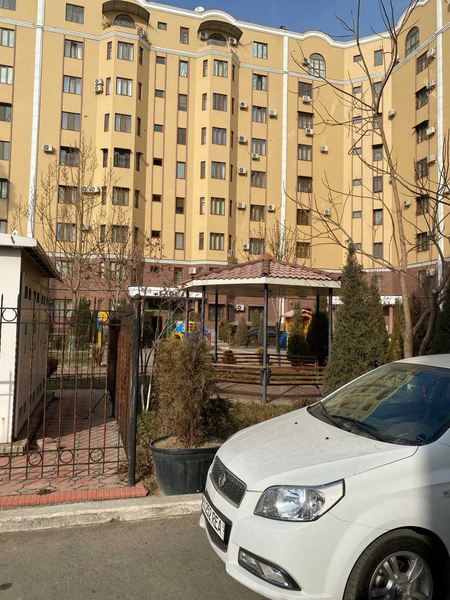 Сдается в аренду 3-х ком квартира Жк Голден хаус ул.Паркентская