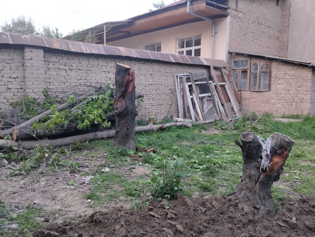 Продам дрова, старые двери на дрова,1 камаз