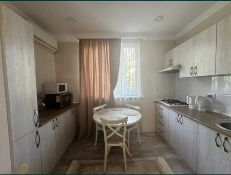 Ойбек 2в3/3/4 кирпич 77 серия, евро мебель и техника, кафе Точка Вкуса