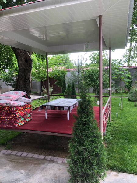 Dacha Oqtosh Quyoshga yaqin joyda