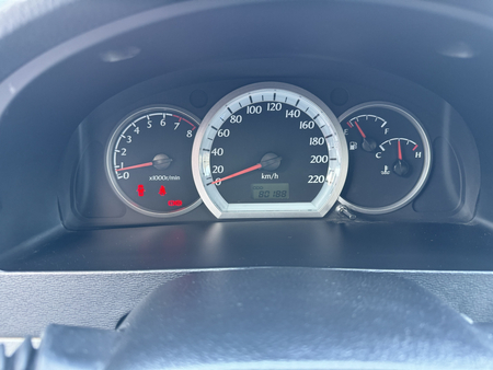 Lacetti 1 позиция 1,8 двигатель, 2013 года. Пробег 80000