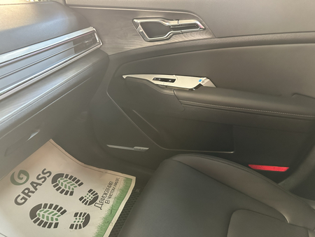 Kia Sportage X-Line 2023 , поколение 5