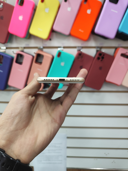 iPhone 7 32Gb ideal