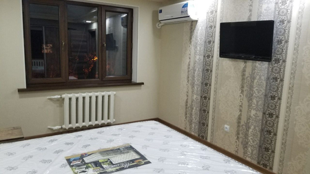 Метро  Космонавтов  1/1/5 500$