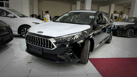 JAC J7 Full 2024 Luxury: 1,5 turbo кредит ва кафолат 3 йил monza